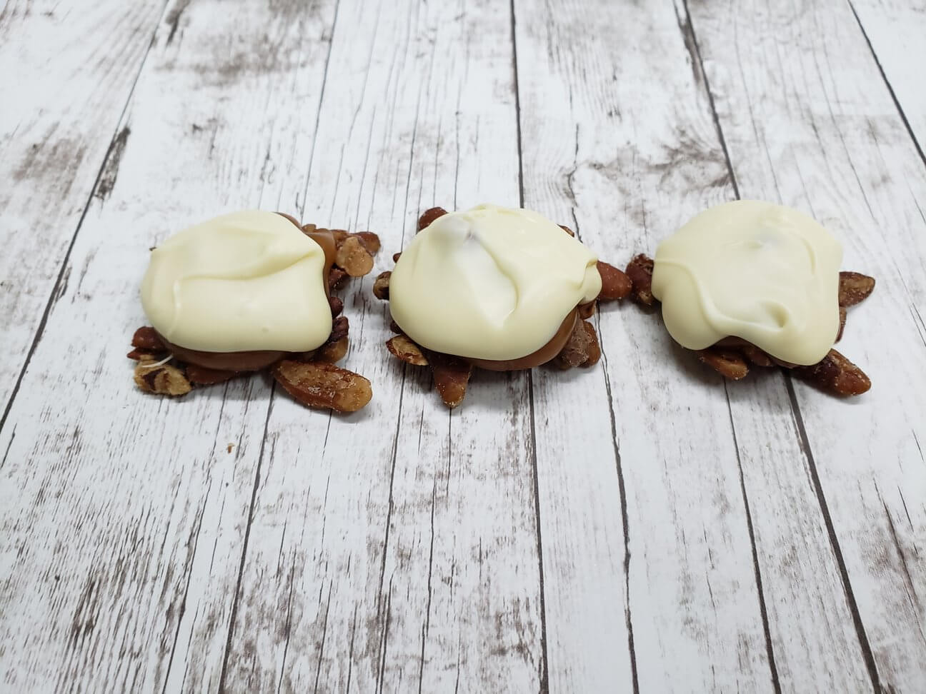 White Chocolate Turtles – Chocolate Outlaw